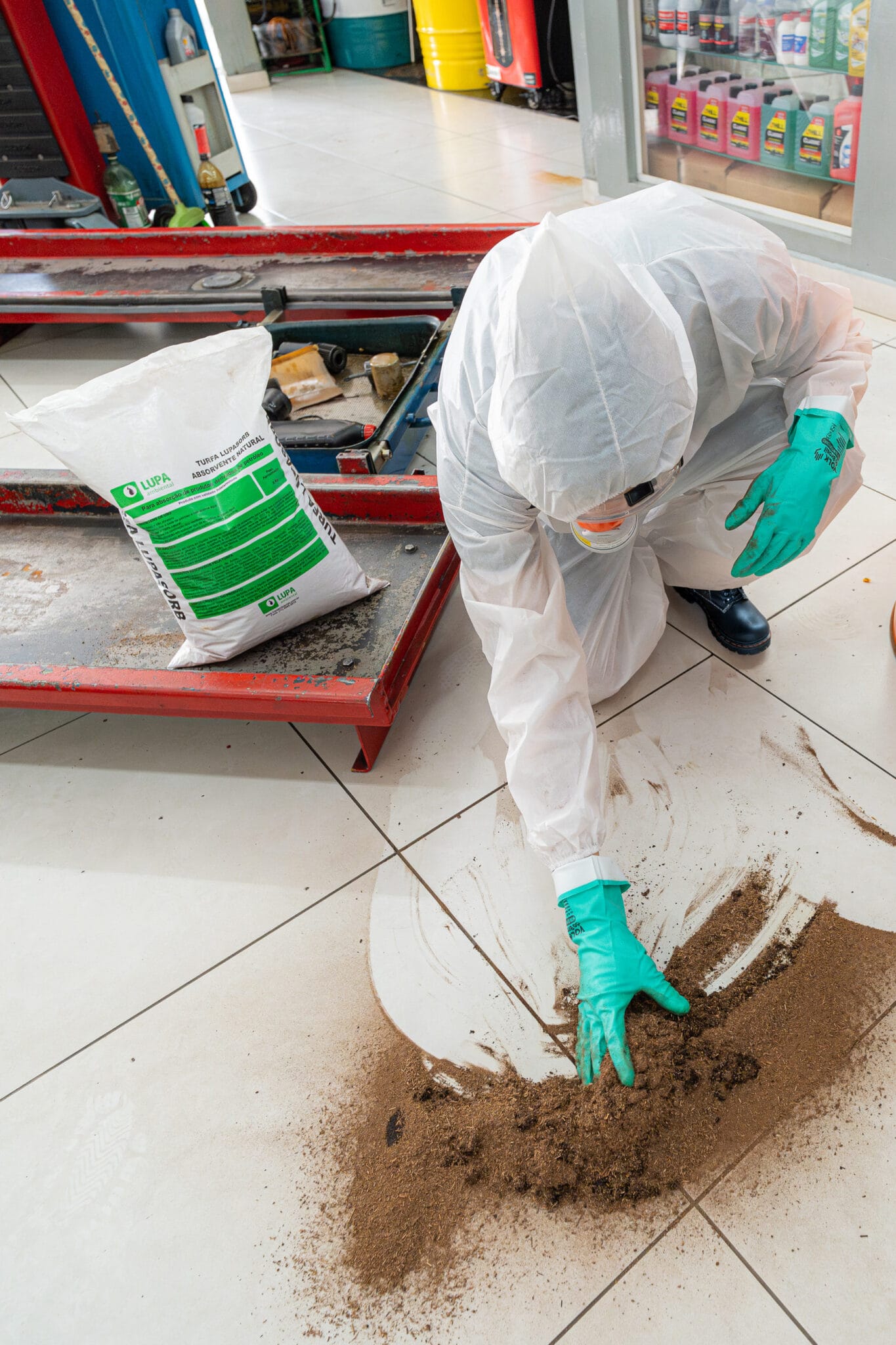 Turfa Absorvente para Indústria: A melhor alternativa para vazamentos ...